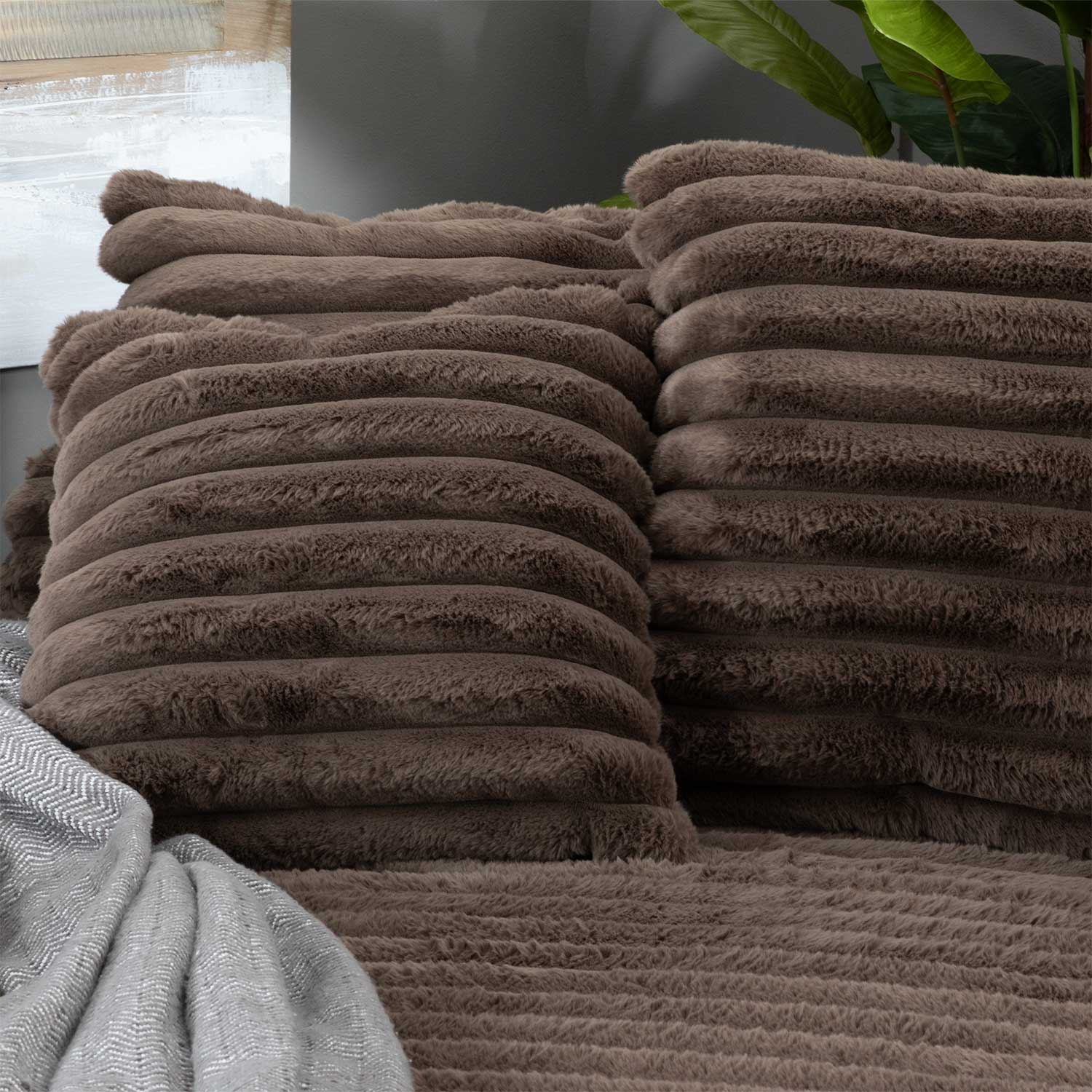 Snuggle Chocolate Double Chaise | B1-4500 | AFW.com
